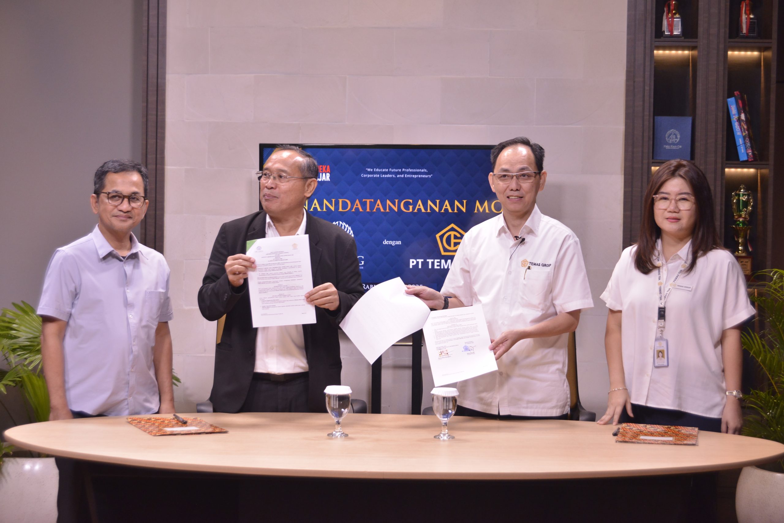 Kolaborasi Strategis Antara IBI Kwik Kian Gie dan PT TEMAS Tbk - Kampus ...